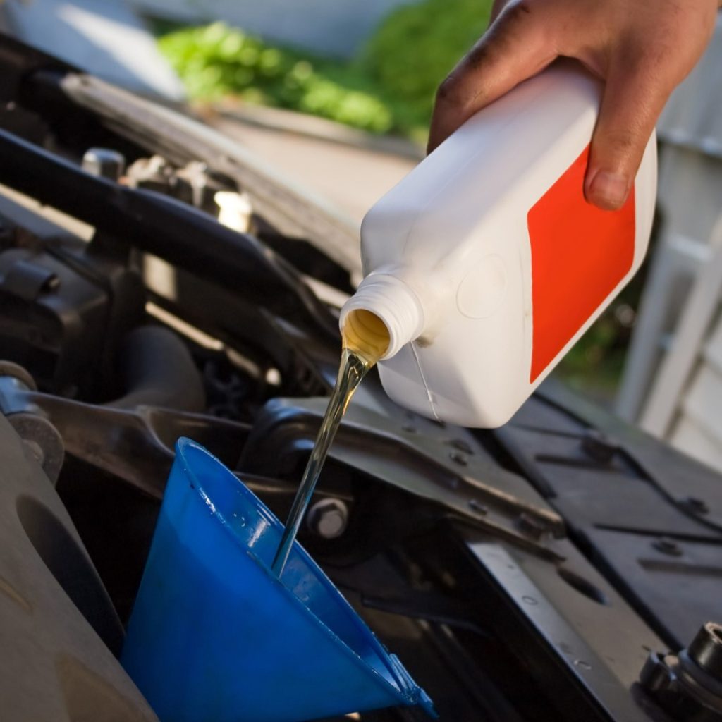 What Motor Oil Should I Use For My Car | Stroebel Automotive